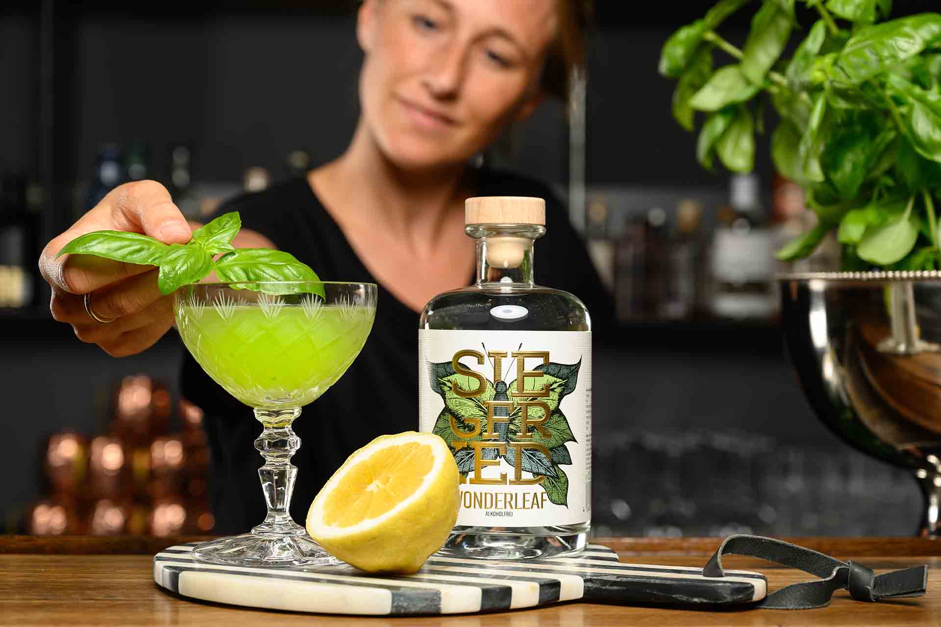 Wonderleaf Basil Smash – Stave & Stem
