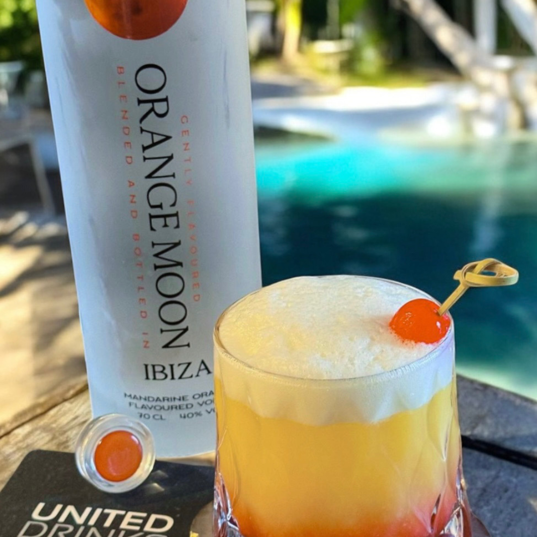 Orange Moon Ibiza Mandarin Orange Flavoured Vodka – Stave & Stem